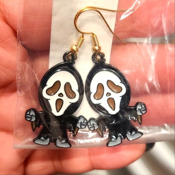 Hot Topic | Jewelry | Ghostface Earrings Halloween Horror | Poshmark